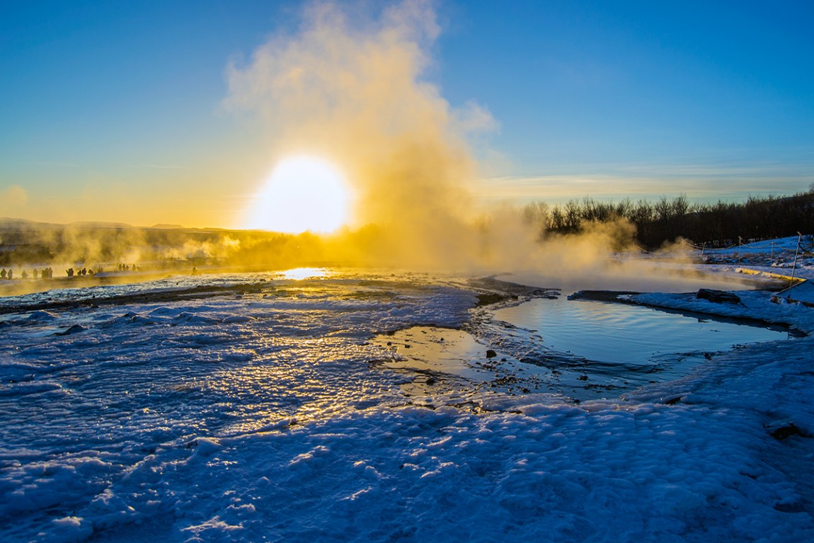 Descubre Islandia en invierno: roca, nieve y auroras - 86400 - Blog de ...